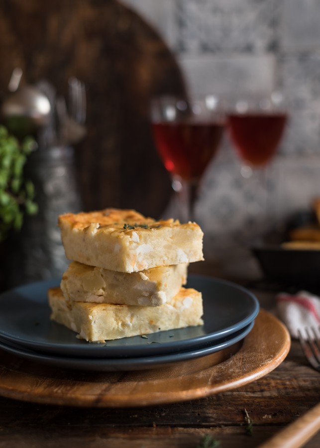Εύκολη πατατόπιτα χωρίς φύλλο | Συνταγές | Food Photography | Let's ...